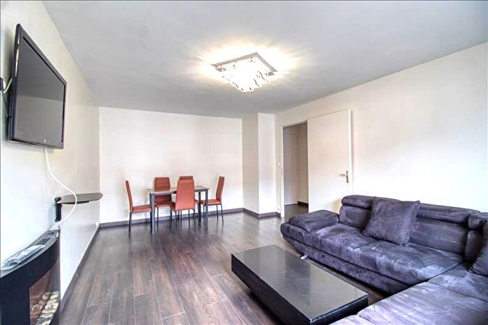 Appartement à louer - Créteil, La Source - 2 pièces - 1 chambre