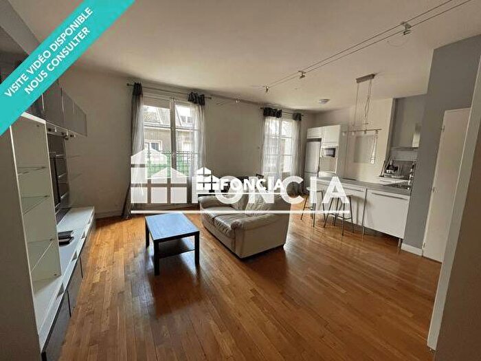 Appartement à louer - Centre, Tours - 2 pièces - 1 chambre