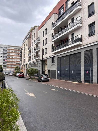 Peri, Joinville-le-Pont : Appartement 2 pièces à louer