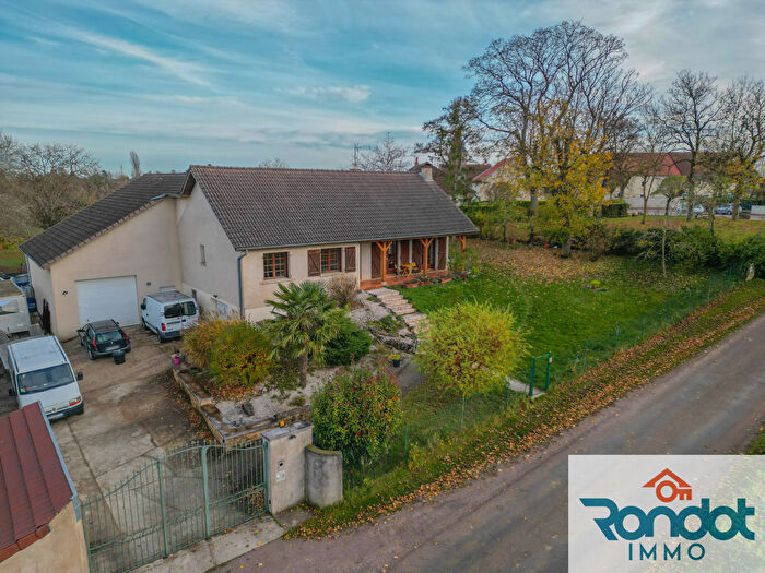 Maison à vendre - Marsannay-le-Bois - 7 pièces - 4 chambres