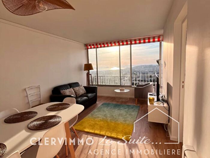 Appartement à louer - Marseille ème arrondissement - 5 pièces - 4 chambres