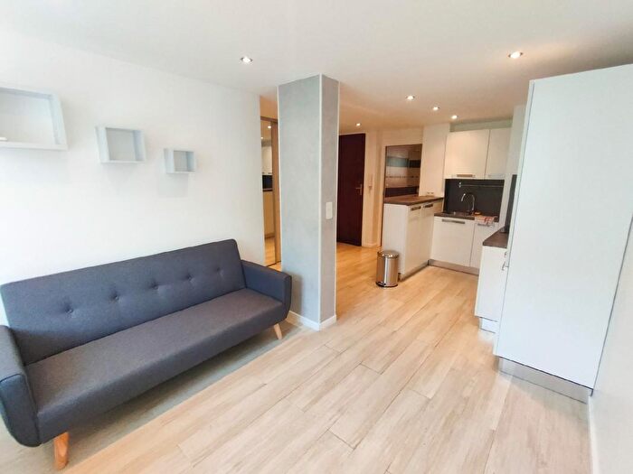 Nice, Saint-Roch - Appartement 2 pièces à louer