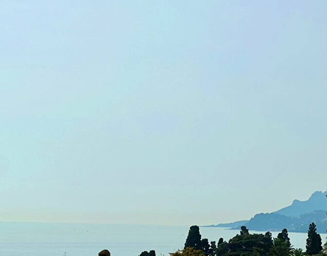 Appartement à vendre - Cannes, Petit Juas - 5 pièces - 3 chambres