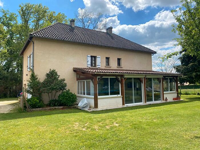 Maison à vendre - Le Bugue - 6 pièces - 3 chambres