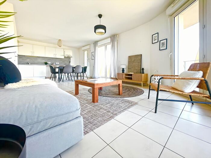 Appartement à vendre - Bruges, Tasta Sud, Petit Bruges, Béquigneaux - 3 pièces - 2 chambres