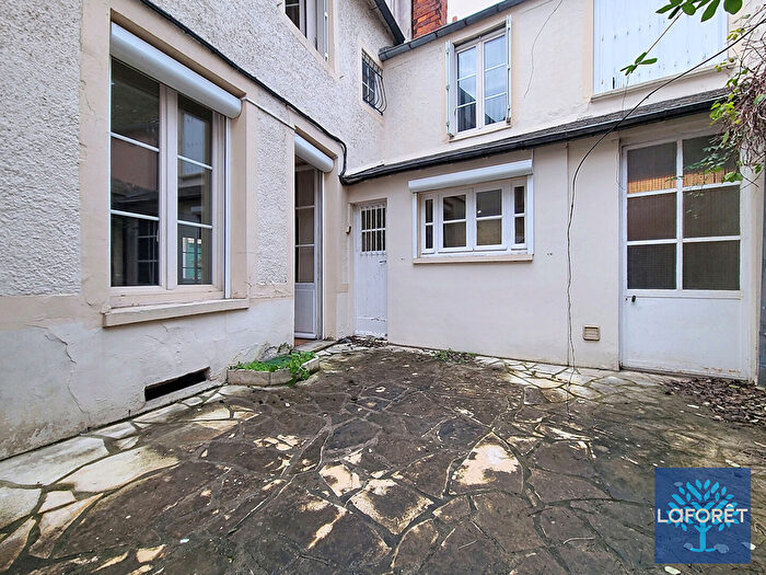 Maison à vendre - Étampes, Centre-Ville - 6 pièces - 3 chambres