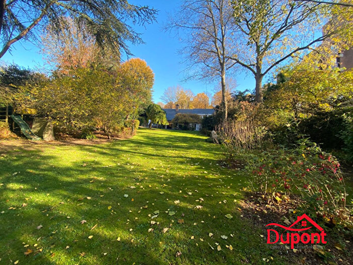 Maison à vendre - Cambrai - 8 pièces - 6 chambres