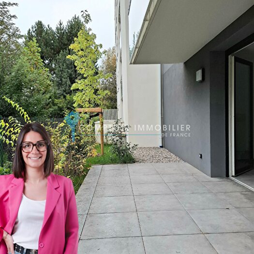 Appartement à vendre - Voiron - 2 pièces - 1 chambre