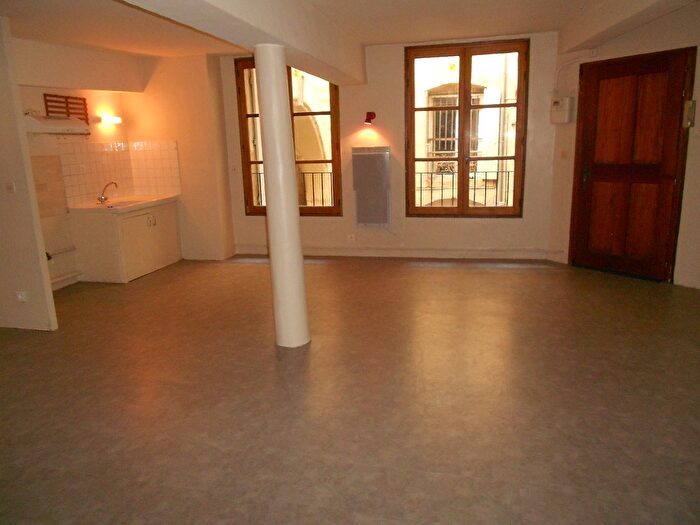 Appartement 1 pièce à Montpellier, Centre historique, à louer