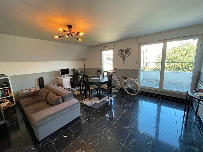 Appartement 4 pièces à Gallieni-De Lattre de Tassigny, Épinay-sur-Seine, à louer
