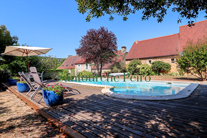 Maison à vendre - Vézac - 5 pièces - 3 chambres