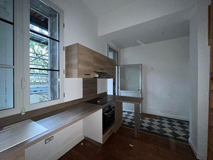 Appartement à louer - Bordeaux, Croix Blanche - 1 pièce