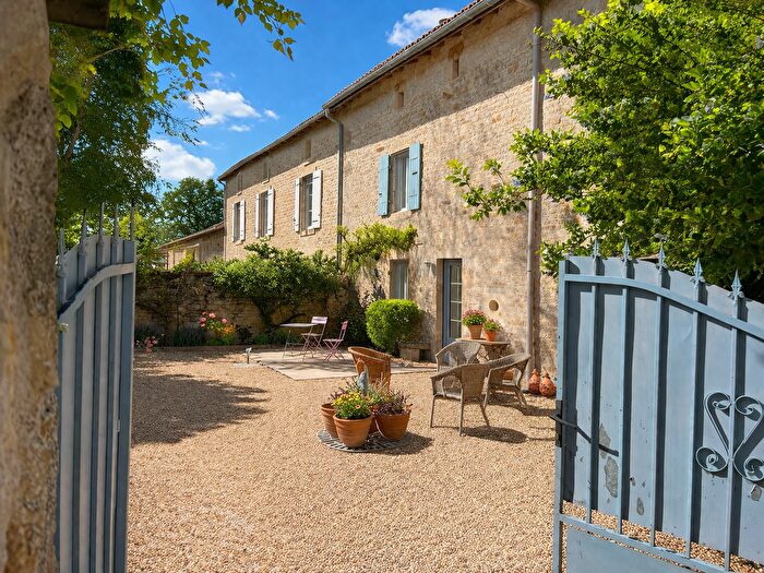 Maison à vendre - Melle - 6 pièces - 4 chambres