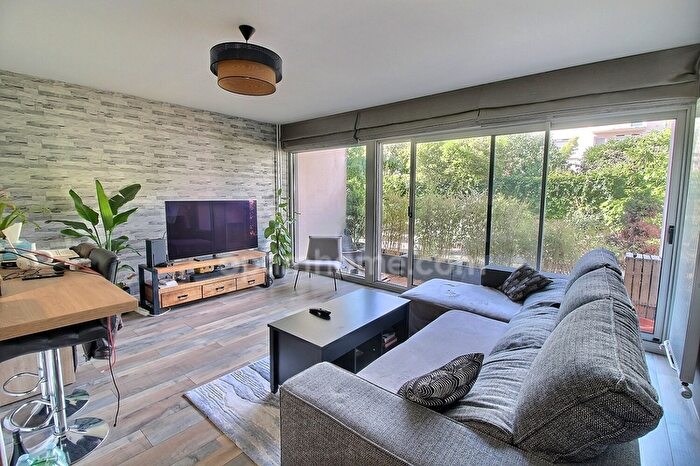 Appartement à vendre - Poissy, Foch, Les Sablons - 3 pièces - 2 chambres