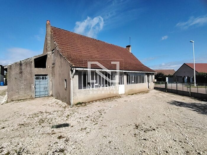 Maison à vendre - Montcoy - 4 pièces - 2 chambres