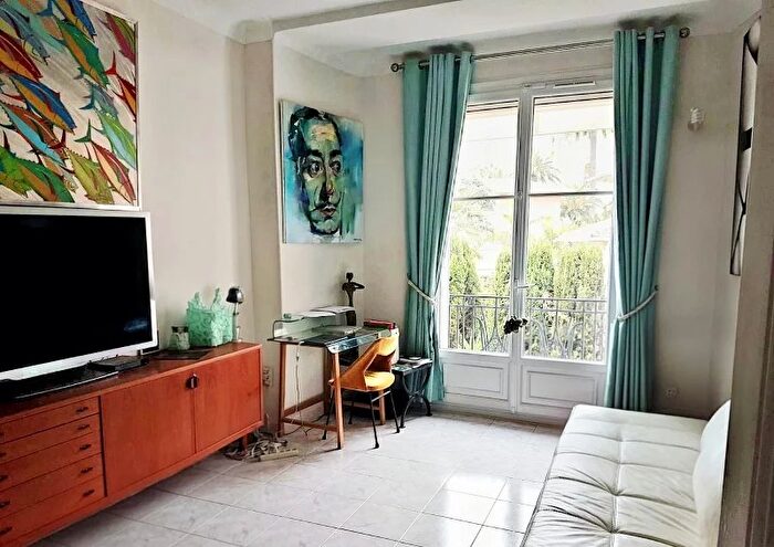 Appartement 2 pièces à vendre - Cannes, Petit Juas