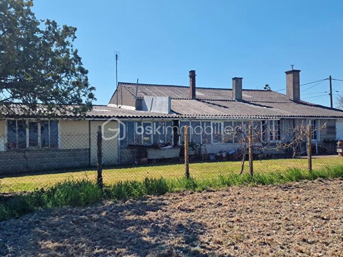 Maison à vendre - Coussay - 3 pièces - 2 chambres