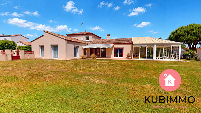 Jard-sur-Mer : Maison 8 pièces à vendre