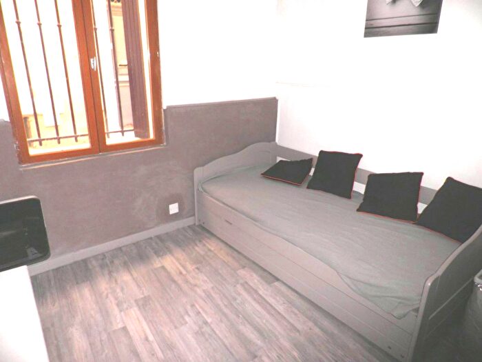 Narbonne, Cité : Appartement 1 pièce à louer