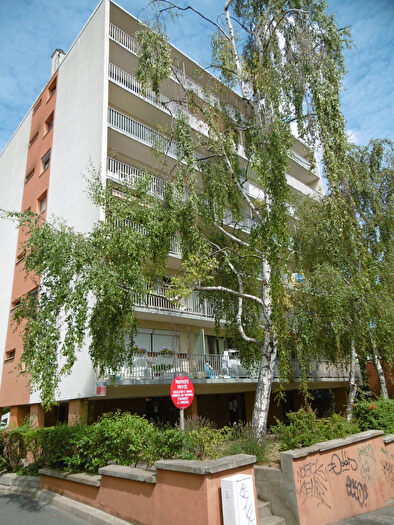 Appartement à louer - Cachan, Ouest Nord - 1 pièce