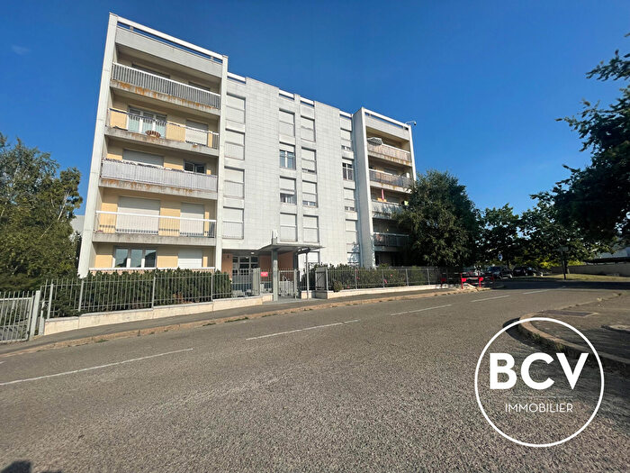 Appartement à louer - Chartres, Fulbert - 4 pièces - 3 chambres