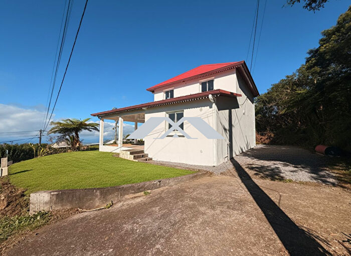 Maison 5 pièces à Saint-Joseph, Les Lianes, Carosse, Bézaves, à vendre