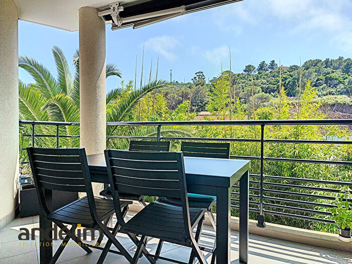 Appartement à vendre - Saint-Raphaël, Dramont - 3 pièces - 2 chambres