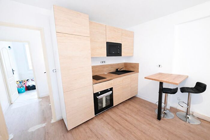 Lille, Wazemmes - Appartement 2 pièces à vendre