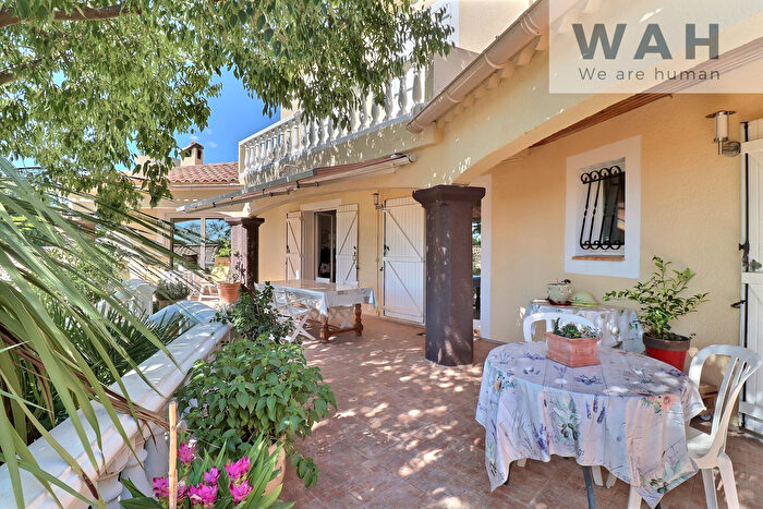 Maisons à vendre et appartements à louer - 1