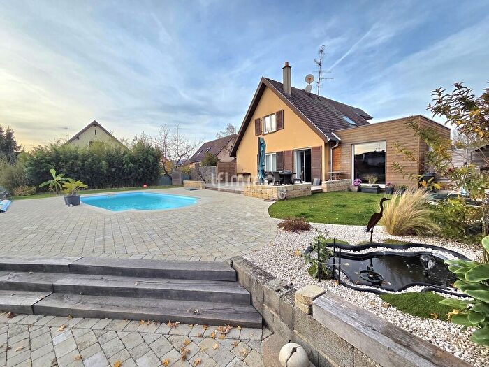 Maison à vendre - Ensisheim - 7 pièces - 5 chambres