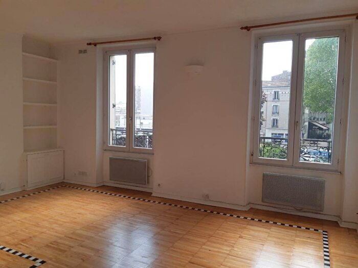 Appartement à louer - Plateau, Gentilly - 2 pièces - 1 chambre