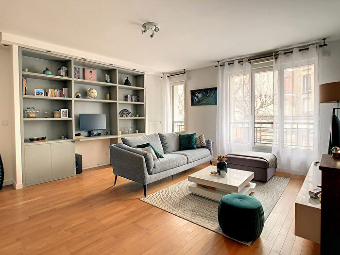 Suresnes, Cité Jardins : Appartement 3 pièces à vendre