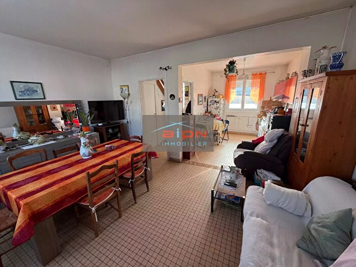 Maison à vendre - Sotteville-lès-Rouen, Centre-ville, Marcel Lods, Victor Hugo - 4 pièces - 2 chambres