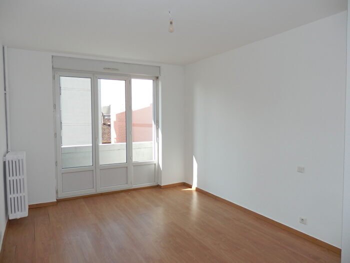 Appartement à louer - Annemasse, Centre-ville - 3 pièces - 2 chambres