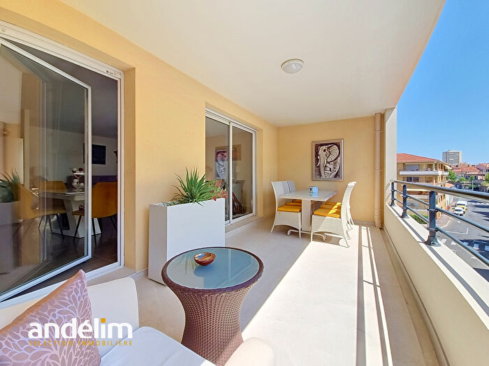 Saint-Raphaël, Centre-ville - Appartement 2 pièces à vendre