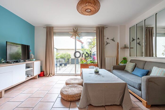 Appartement à vendre - Joinville-le-Pont, Centre-ville - 3 pièces - 2 chambres