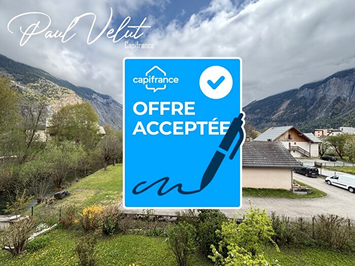Appartement à vendre - Le Bourg-dOisans - 3 pièces - 2 chambres