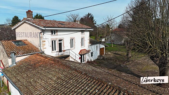 Maison 9 pièces à Tournus, à vendre