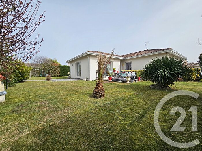 Maison à louer - Arès - 4 pièces - 3 chambres