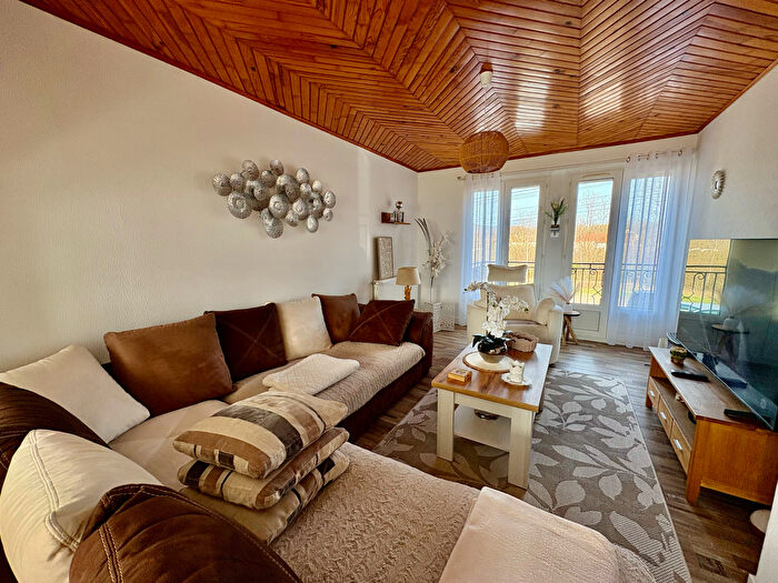 Maison à vendre - Champagney - 7 pièces - 5 chambres