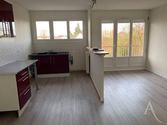 Appartement à louer - LOmelon-La Belle Étoile, Châteauroux - 2 pièces - 1 chambre