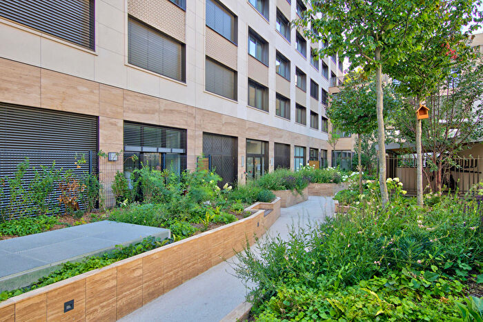Appartement 2 pièces à louer à Neuilly-sur-Seine, Parc de Neuilly