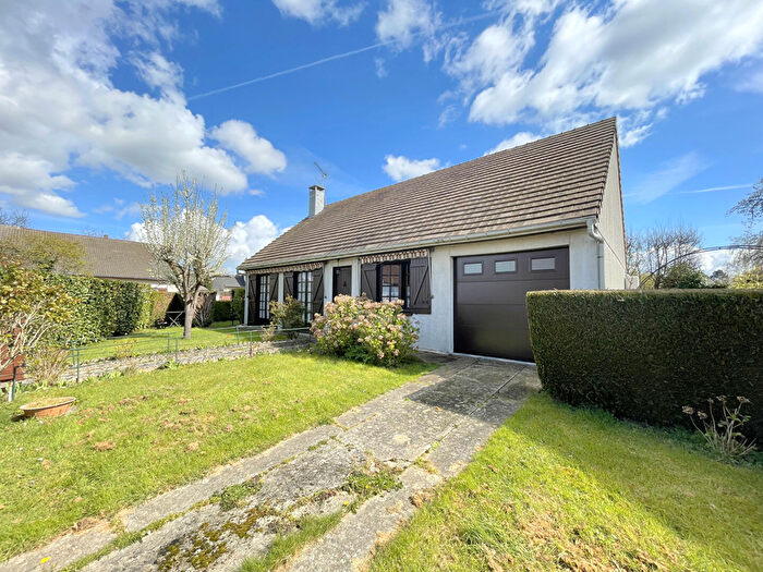 Maison à vendre - Chaumont-en-Vexin - 3 pièces - 2 chambres