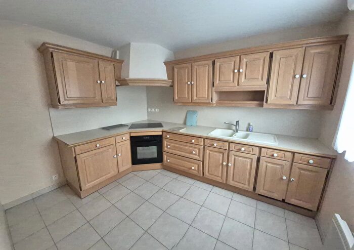 Saint-Martin-au-Laërt : Appartement 3 pièces à louer