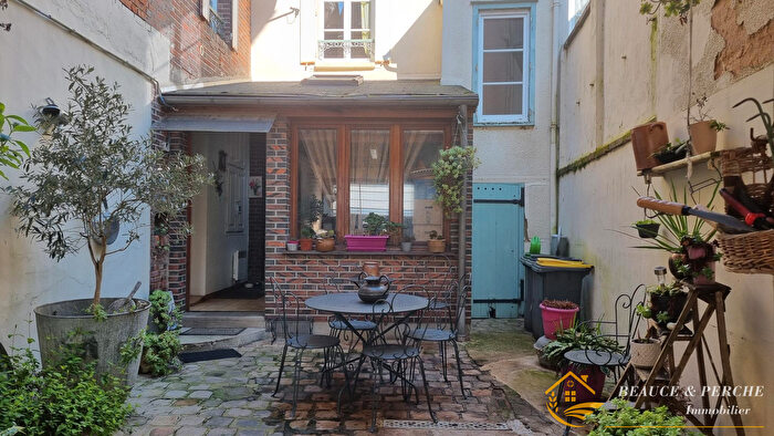 Maison à vendre - Illiers-Combray - 6 pièces - 3 chambres