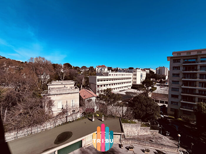 Appartement à vendre - Marseille e , Saint-Giniez - 4 pièces - 3 chambres