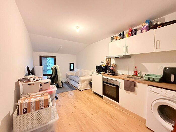 Appartement à louer - Montauban - 1 pièce - 1 chambre