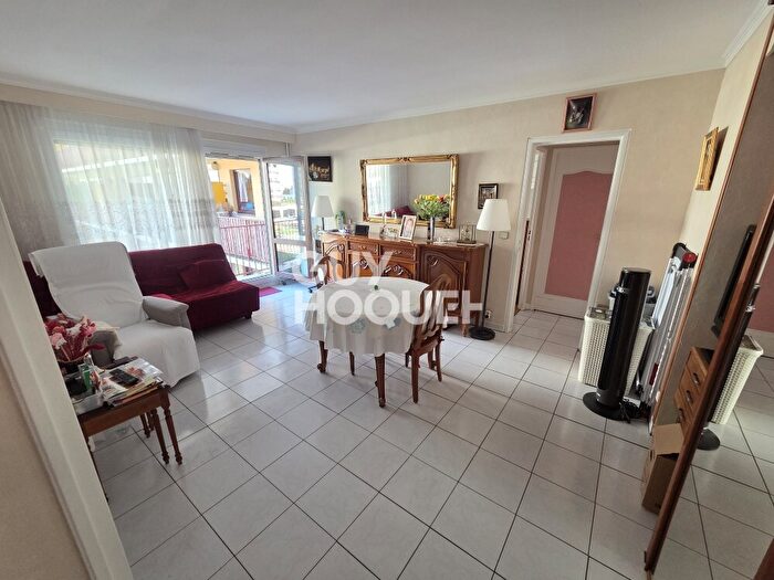 Appartement 2 pièces à Rosny-sous-Bois, Centre-ville, à vendre