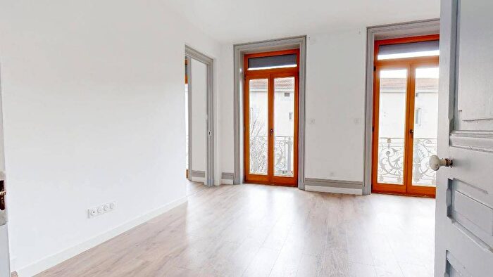 Appartement à louer - Nord Ouest, Unieux - 4 pièces - 3 chambres