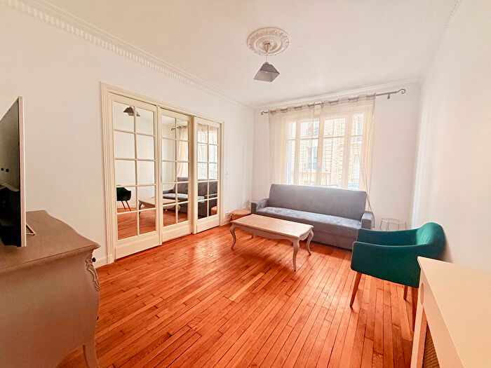 Appartement 3 pièces à Paris 18ème, Jules Joffrin, à louer